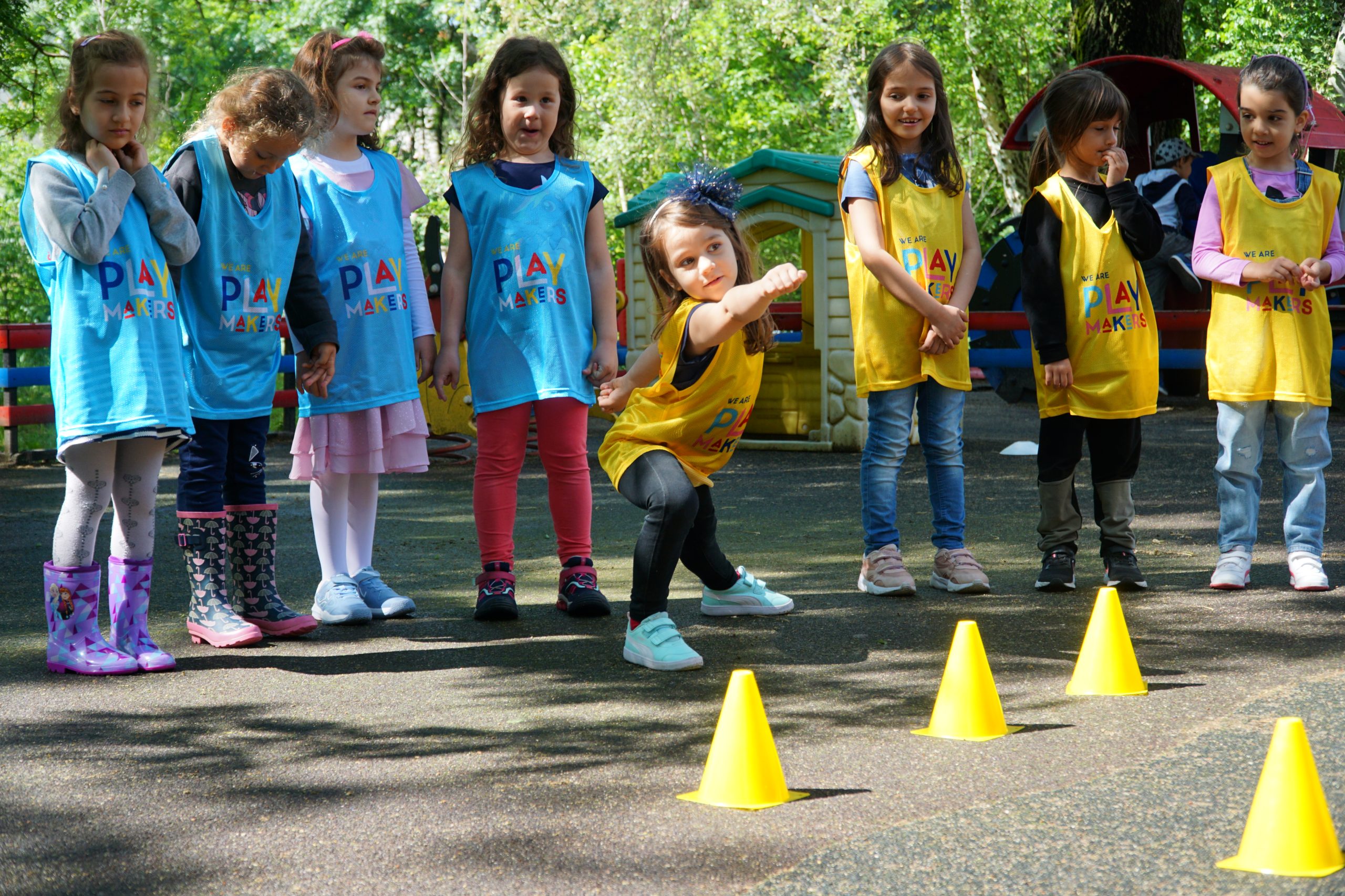 PLAYMAKERS – impreunasuntemfotbal.ro