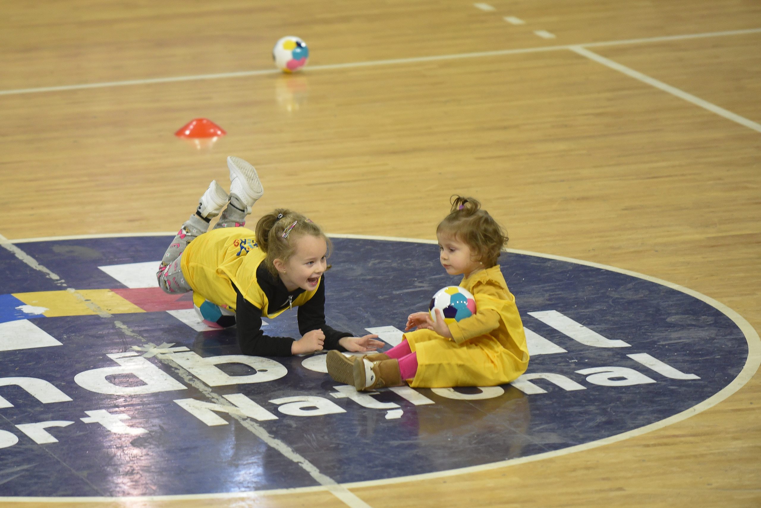 PLAYMAKERS – impreunasuntemfotbal.ro