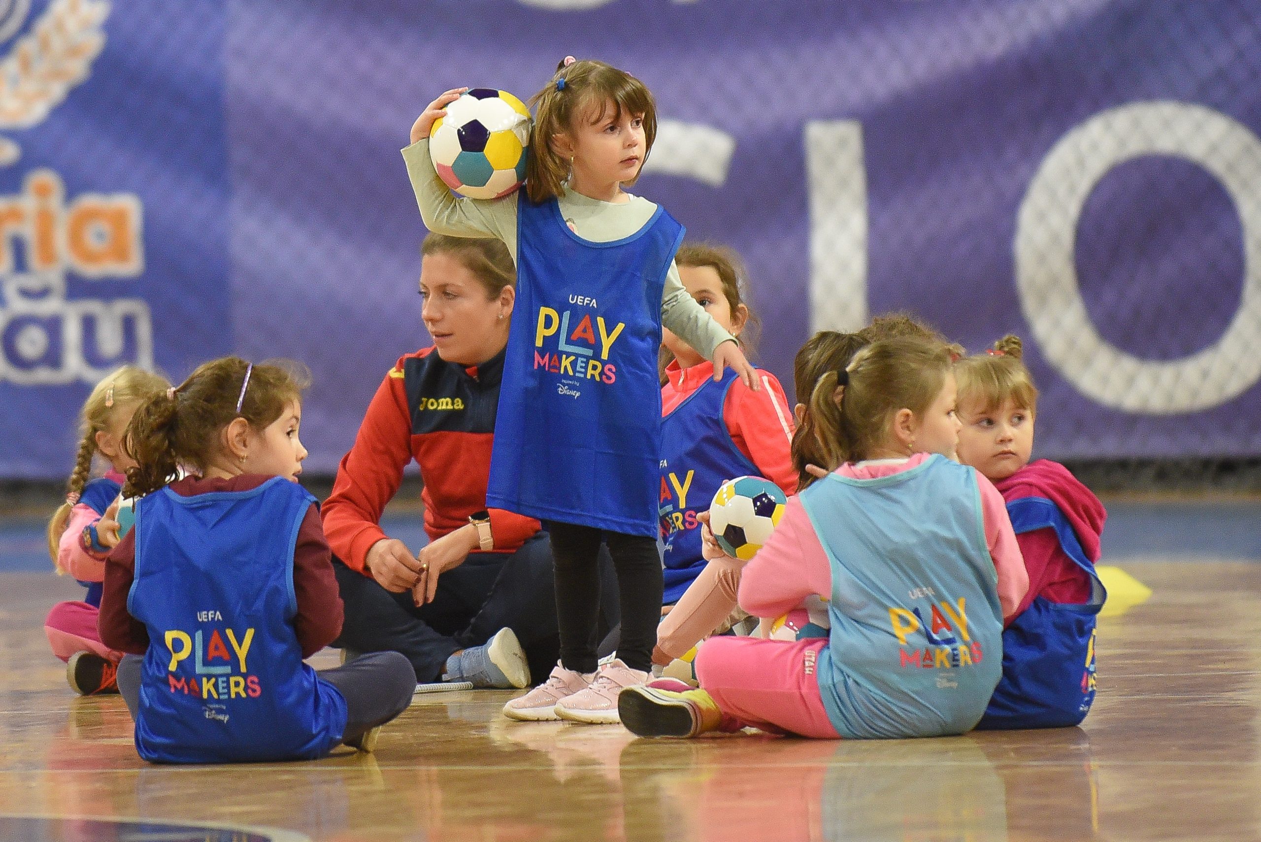 PLAYMAKERS – impreunasuntemfotbal.ro