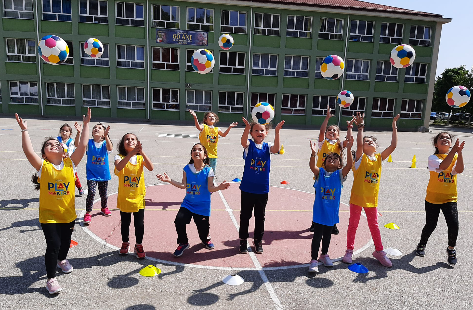 Toamna vine cu vești bune! S-a deschis o nouă serie de înscrieri în programul UEFA Disney ...